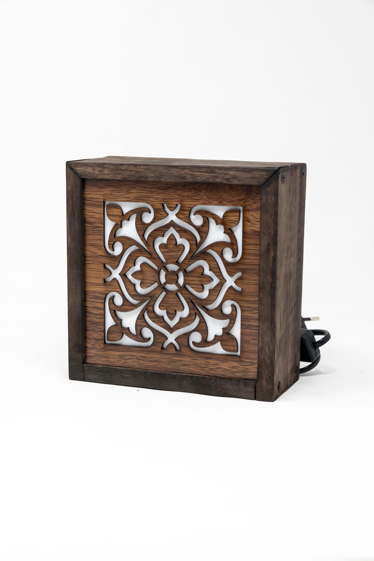 Square Wooden Table Lamp with Islamic Geometric Patterns - Floral ...
