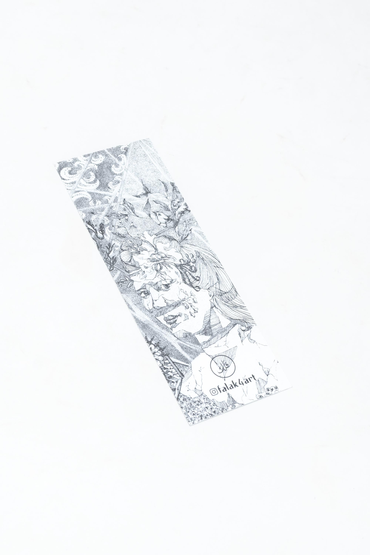 Black and White Bookmark - Souq Fann