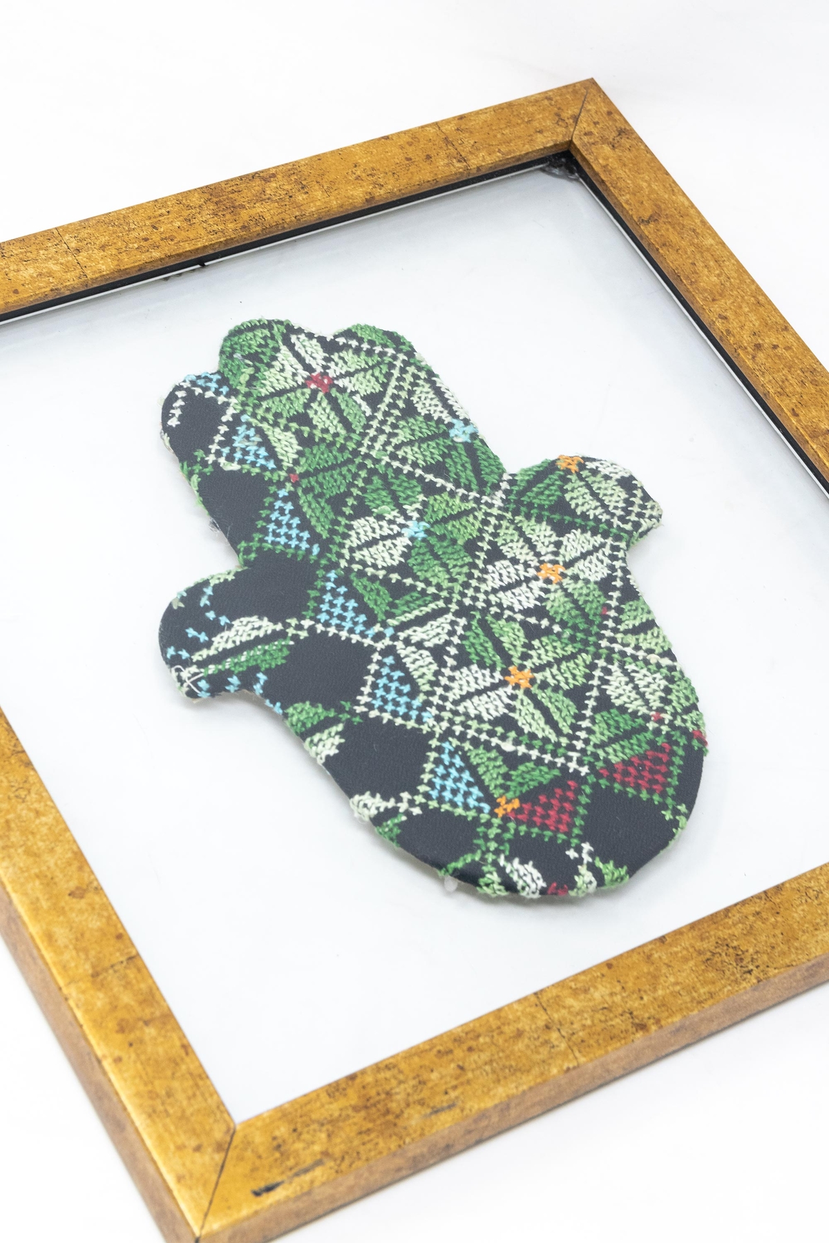 Golden Wooden Frame of Embroidered Palm Figure - Pattern 2 - Souq Fann