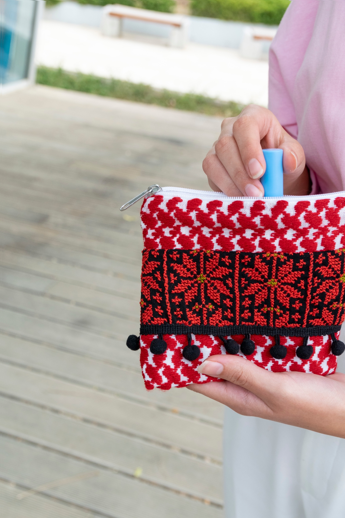 Small Square Jordanian Shemagh Makeup Bag Decorated with Red Hand ...